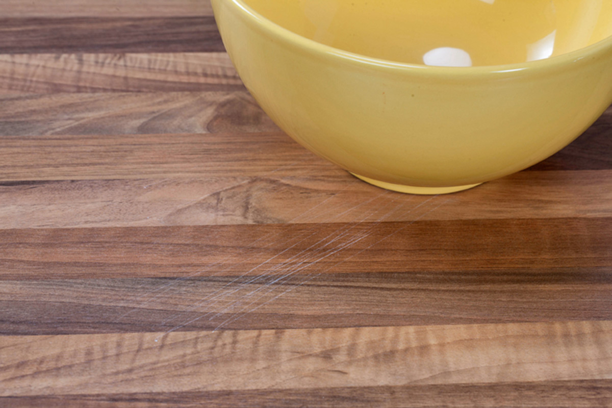 Scuff mark on laminate worktop | Heinrich König Shop